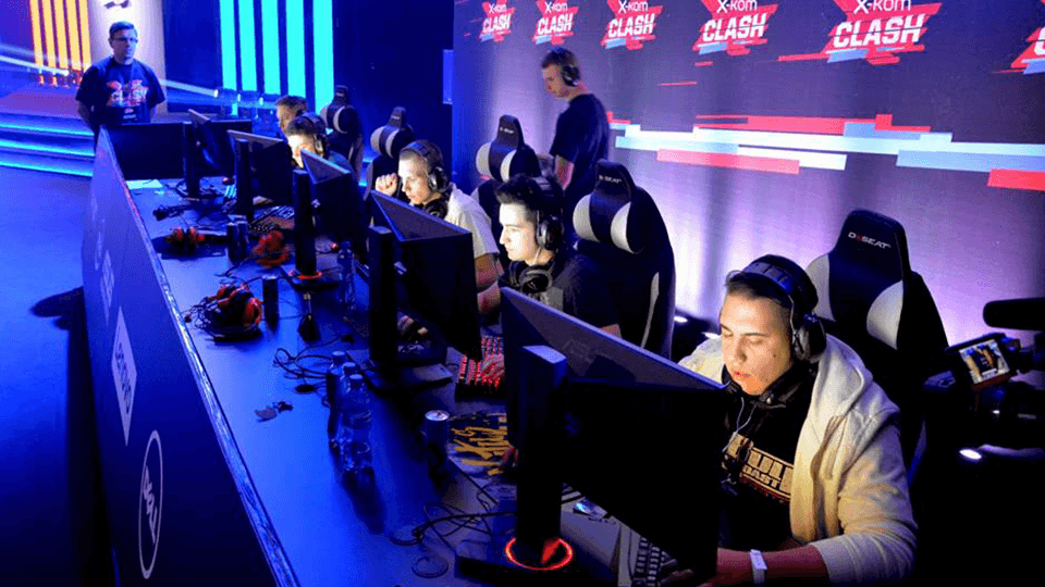 x-kom Clash: Team AGG pokonuje byłą ekipę noMERCY - ESPORT NOW