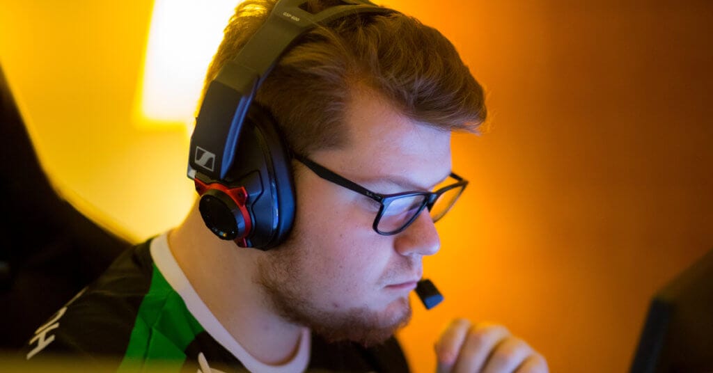 ECS: Virtus.pro przegrywa z fnatic i kończy udział w siódmym sezonie ... ECS: Virtus.pro przegrywa z fnatic i kończy udział w siódmym sezonie ...